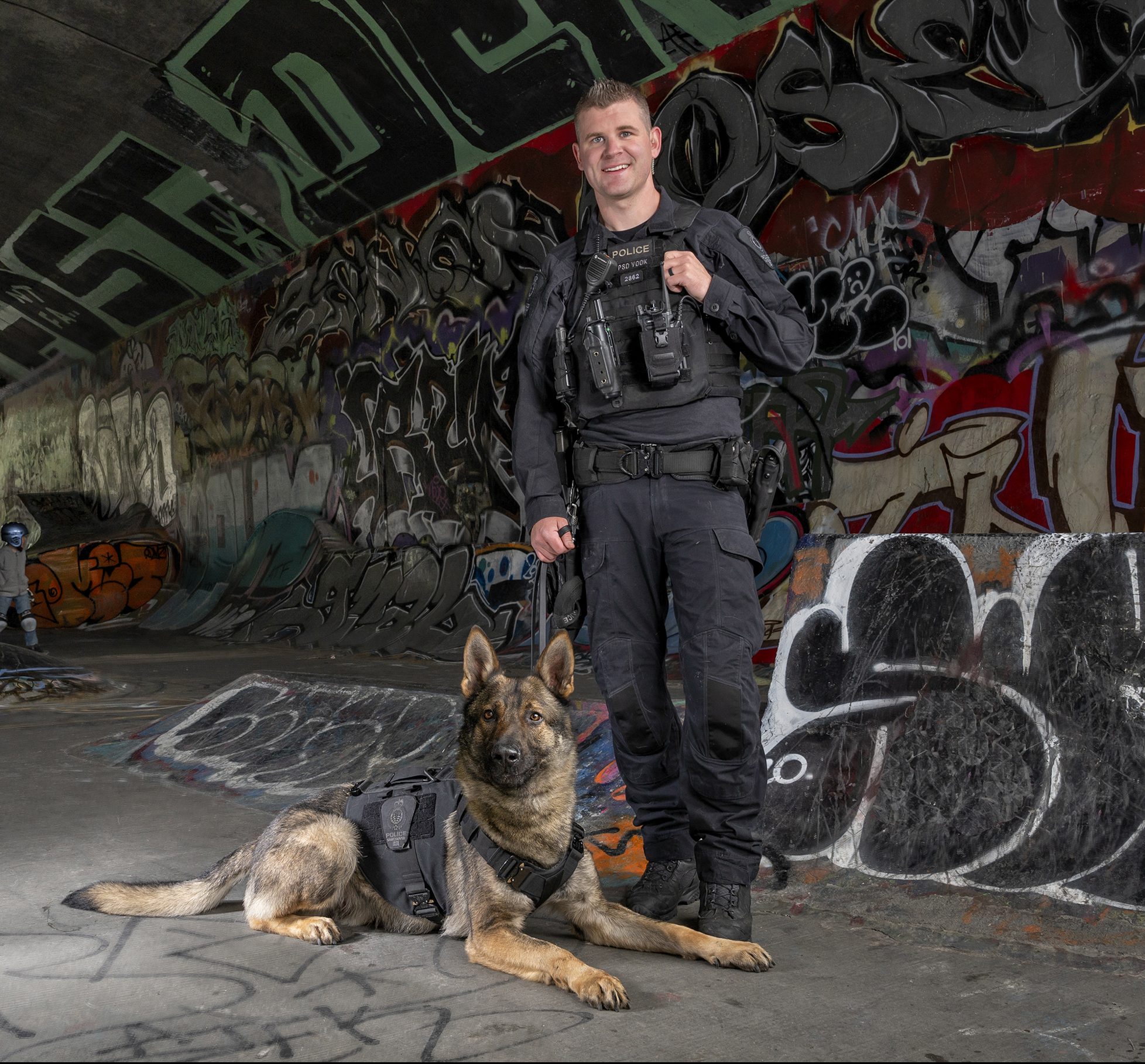 New Vest Lights for the VPD Canine Unit – Vancouver Police Foundation